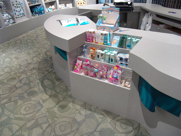 Aquarium Sales Counter – Zongkers Custom Woods, inc