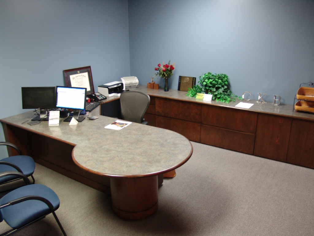 Executive Workstation – Zongkers Custom Woods, inc